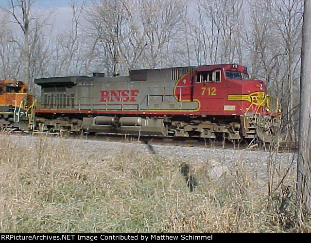 BNSF 712